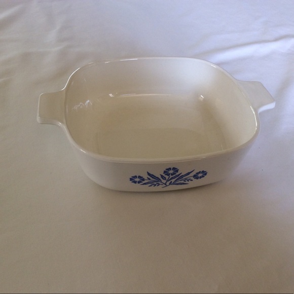 Corningware | Kitchen | Vintage Corning Ware Cornflower Dish Qt 196s ...